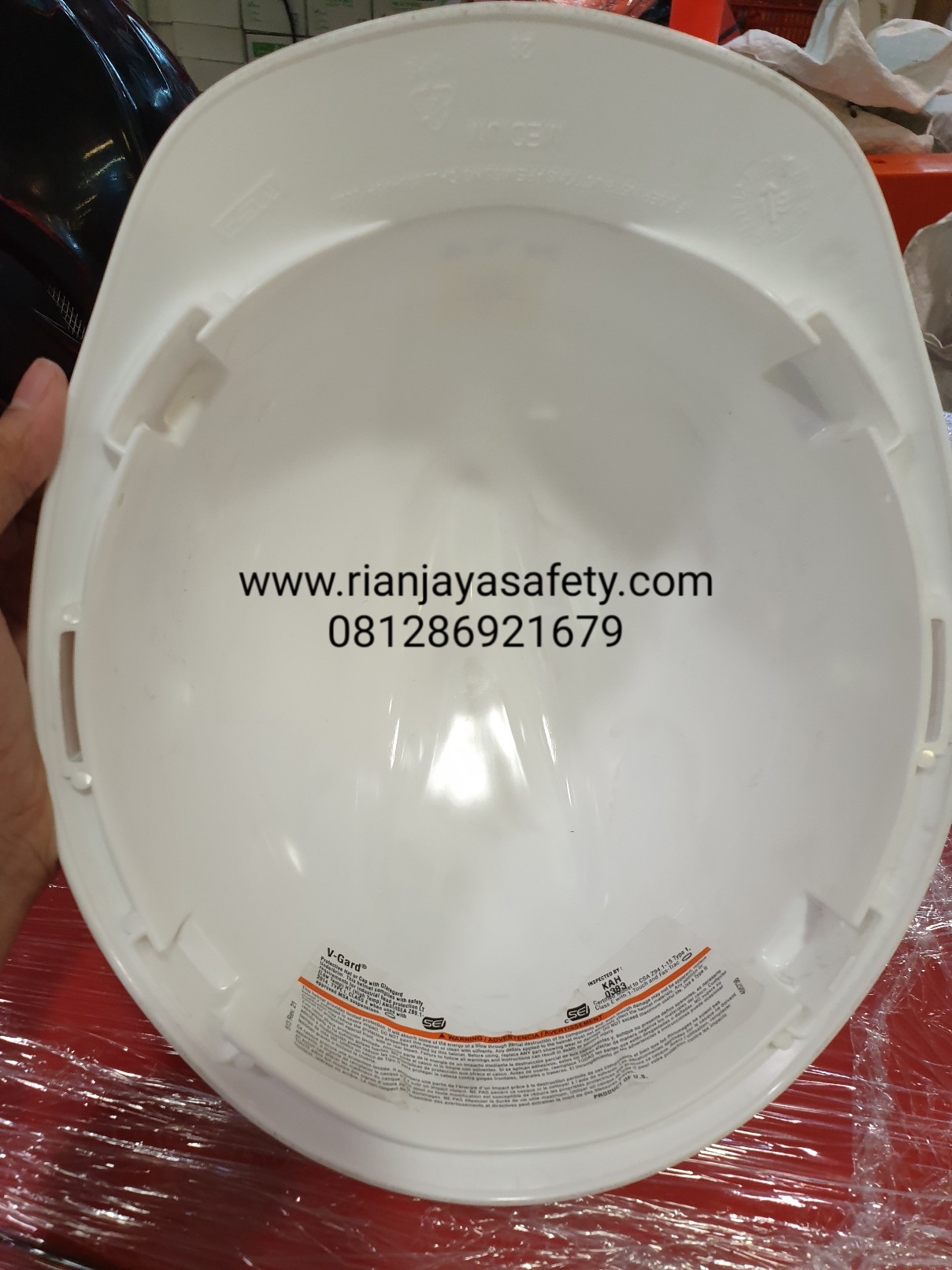 Helm custom PLN - RIANJAYA