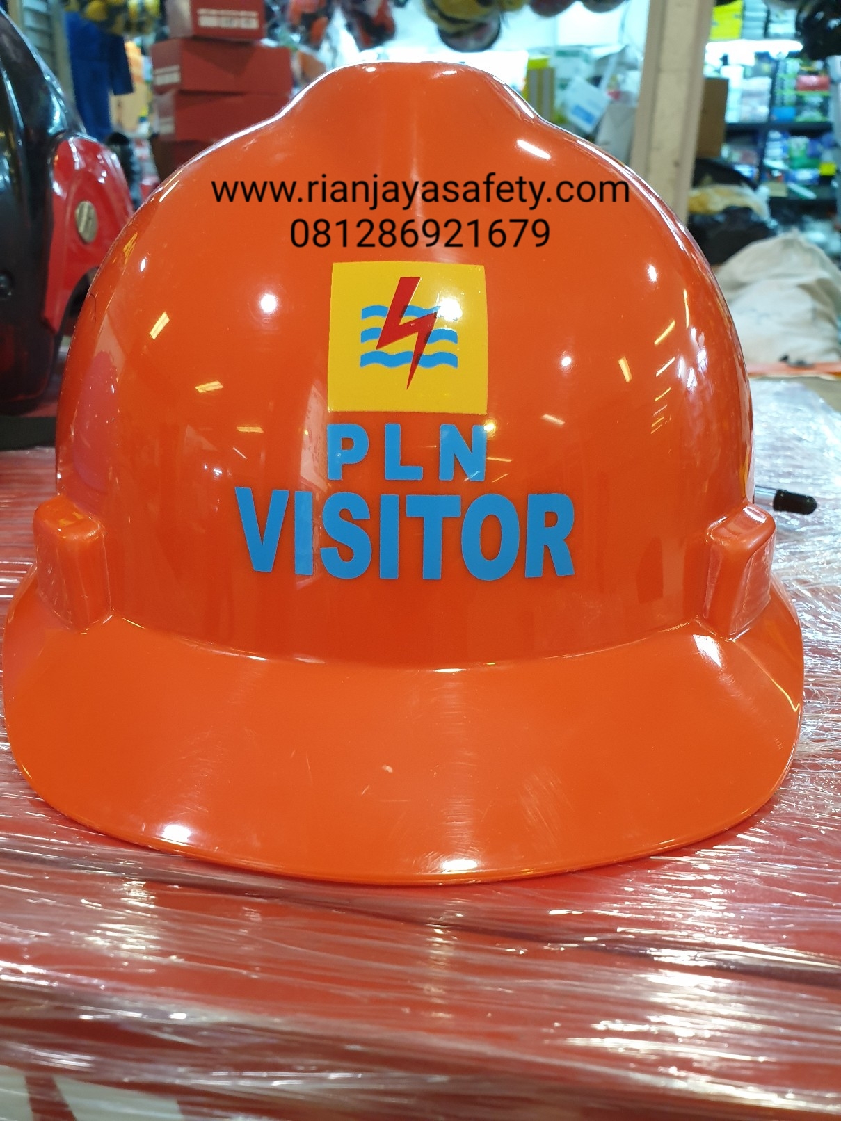 Helm custom PLN - RIANJAYA