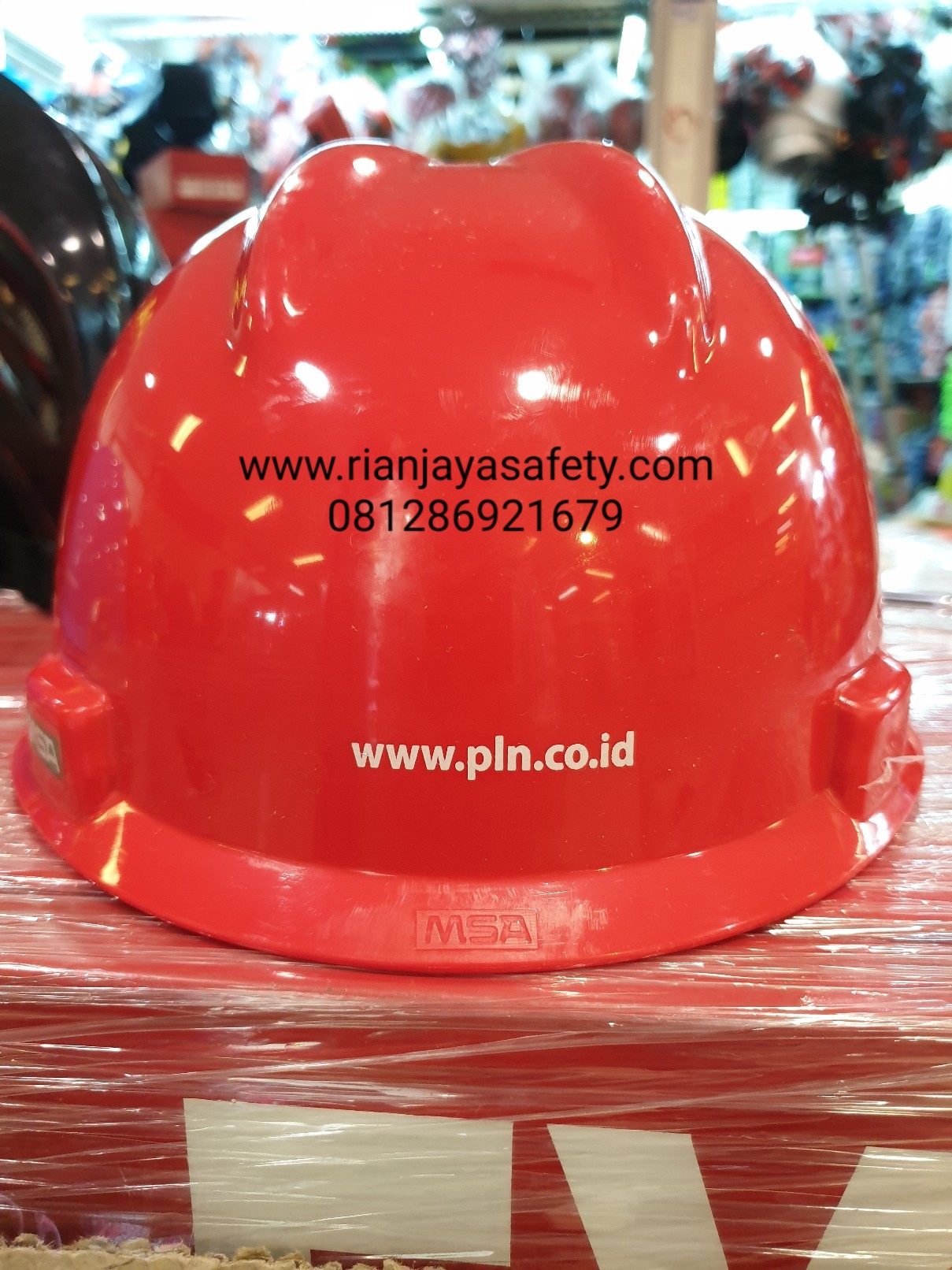 Helm custom PLN - RIANJAYA